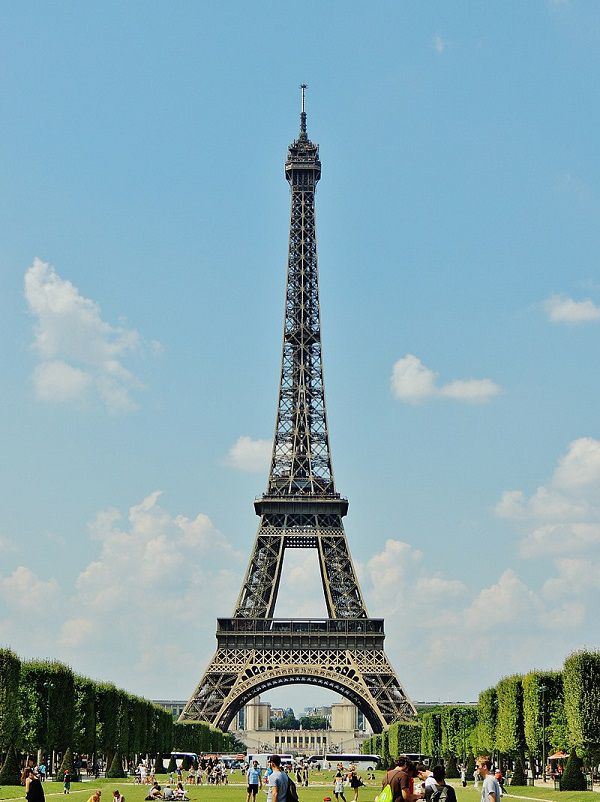 Tháp Eiffel (Pháp) cao bao nhiêu mét? | Lazi.vn - Cộng đồng Tri thức ...
